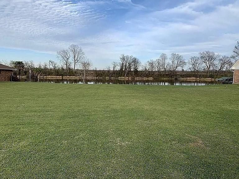 314 Riverview Dr #27, Natchez, LA 71456 | Zillow