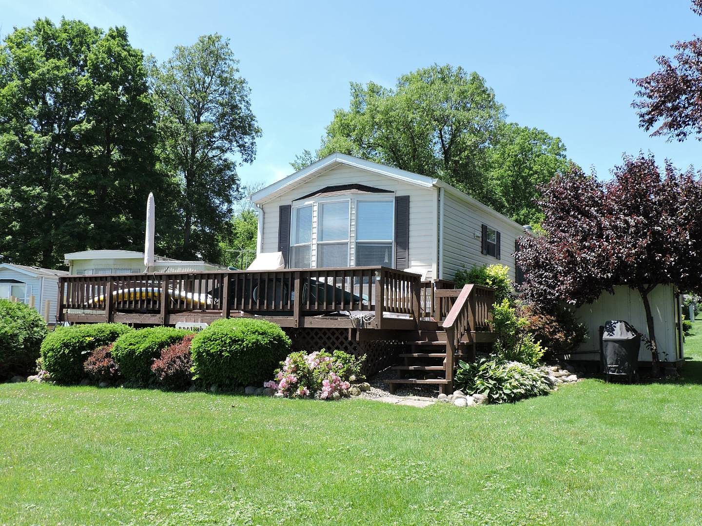 54679 Park Ln, Eau Claire, MI 49111 | Zillow