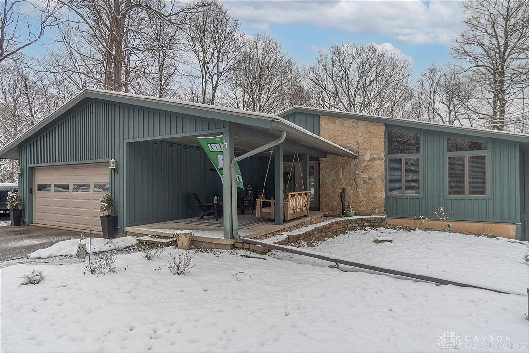 698 Winding Ridge Ln, Sidney, OH 45365 | Zillow