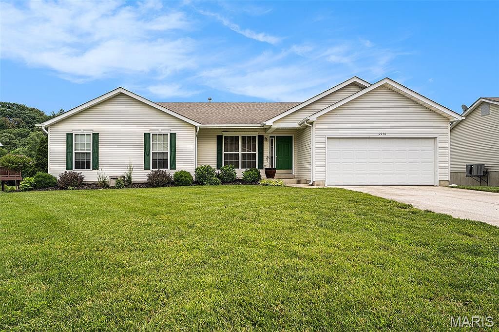 2276 Fairway, High Ridge, MO 63049 | Zillow