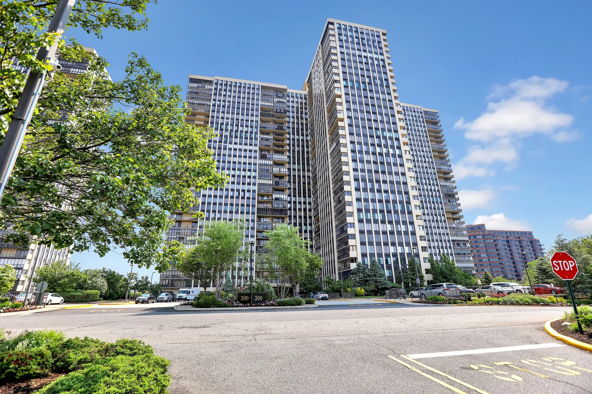 200 Winston Drive #904 in Cliffside Park, New Jersey | StreetEasy
