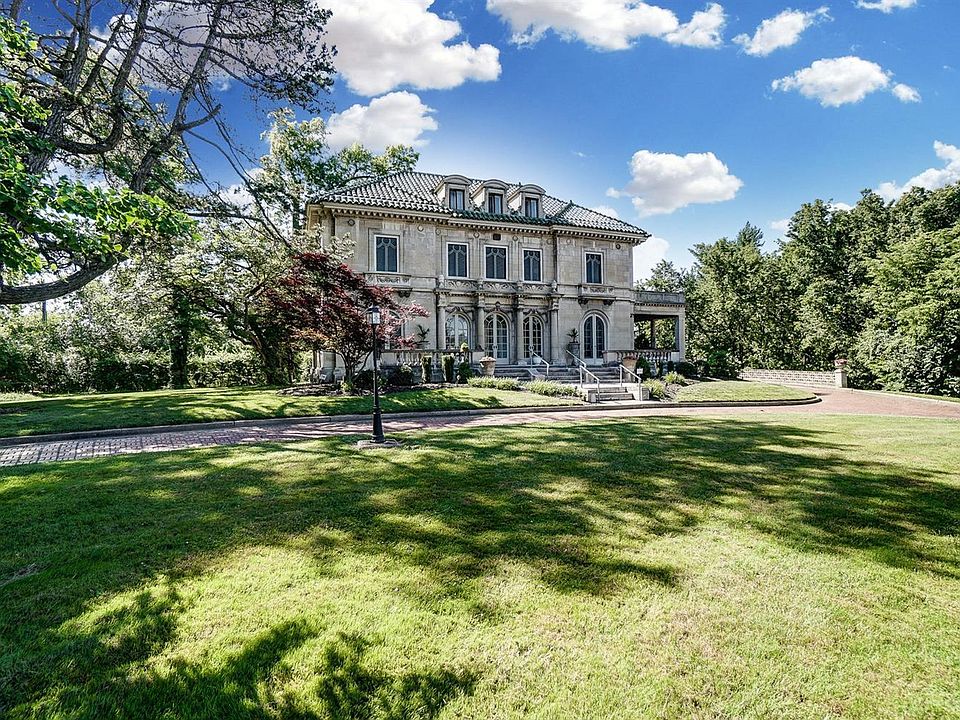 3723 Washington Ave, Cincinnati, OH 45229 | Zillow