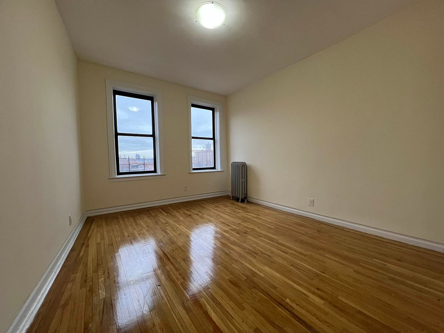 54 W 174th St APT 3J, Bronx, NY 10453 | Zillow