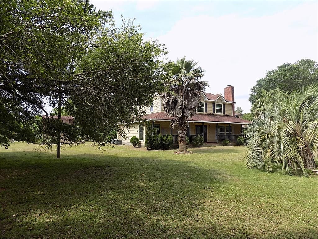 21703 Lake View Rd, Damon, TX 77430 | Zillow