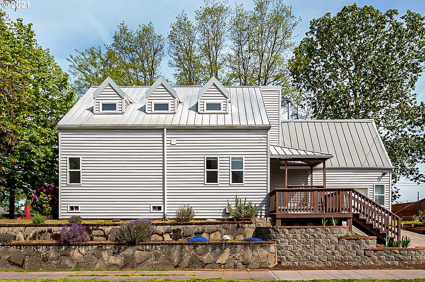 611 NE Stafford St, Portland, OR 97211 | Zillow