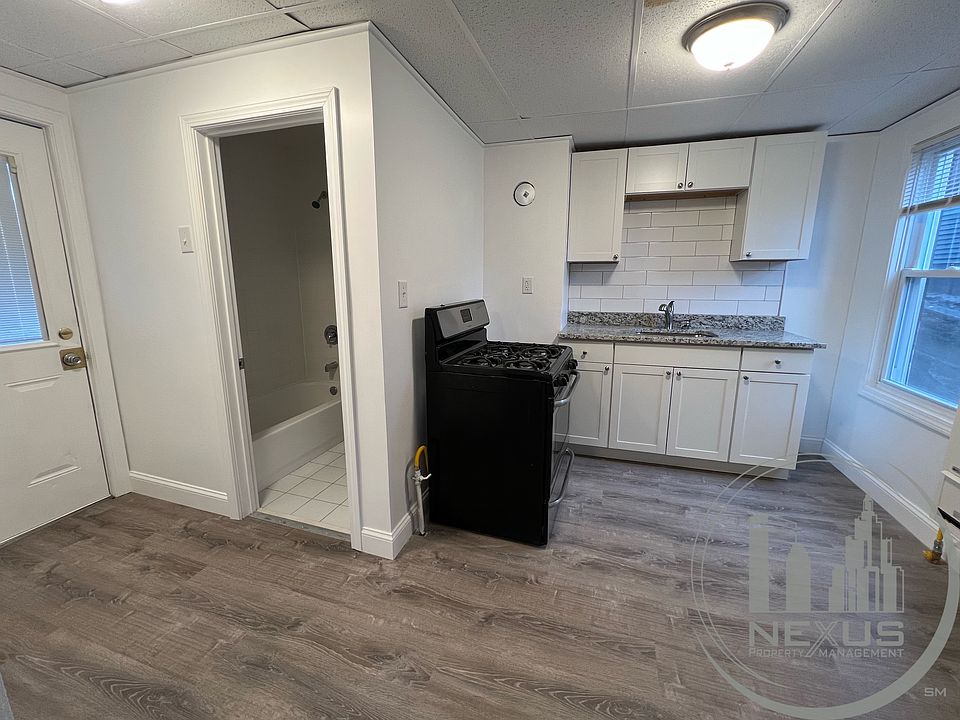 210-212 N Main St - 210-212 N Main St Woonsocket RI | Zillow