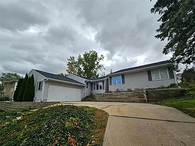2673 S Forrest Green Dr Decatur IL | Zillow