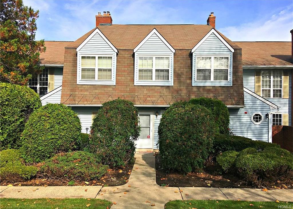 54 Homestead Village Dr, Warwick, NY 10990 | Zillow