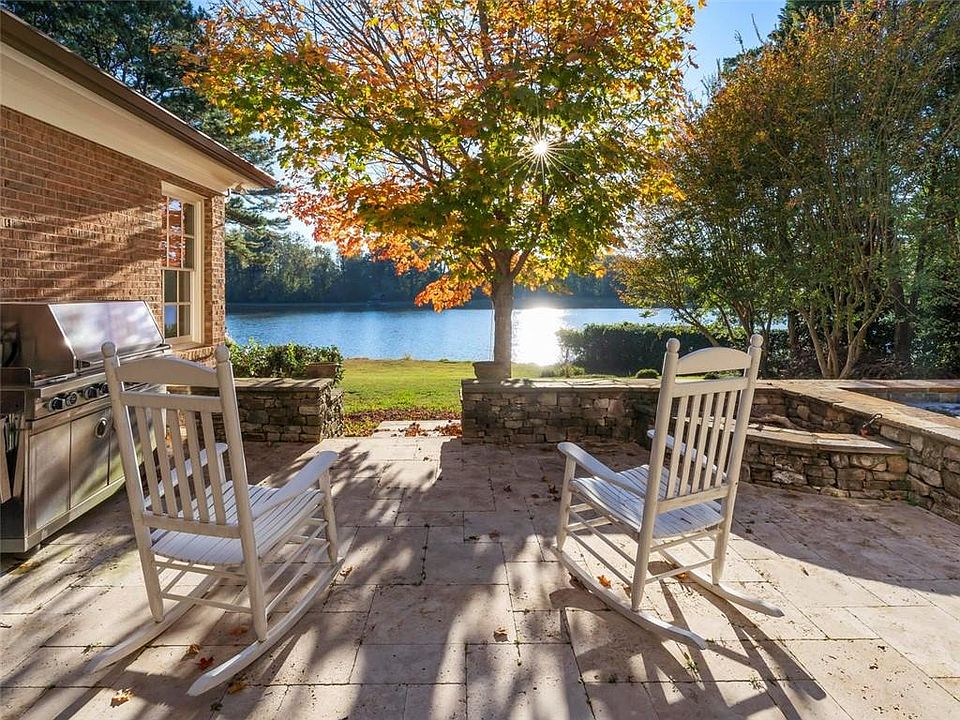 2950 Rivermeade Dr NW, Atlanta, GA 30327 | Zillow