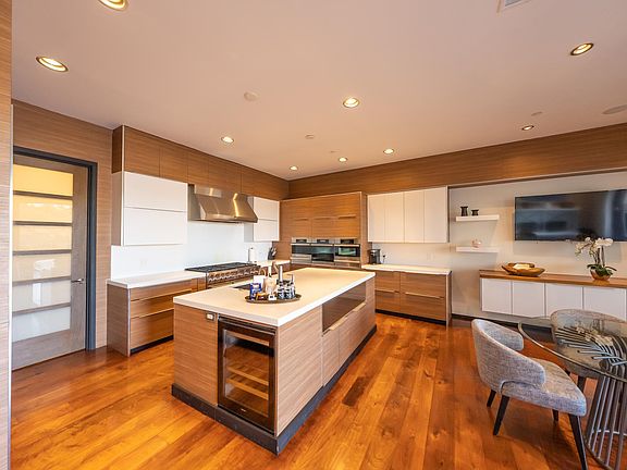 1018 Stradella Rd, Los Angeles, CA 90077 | Zillow