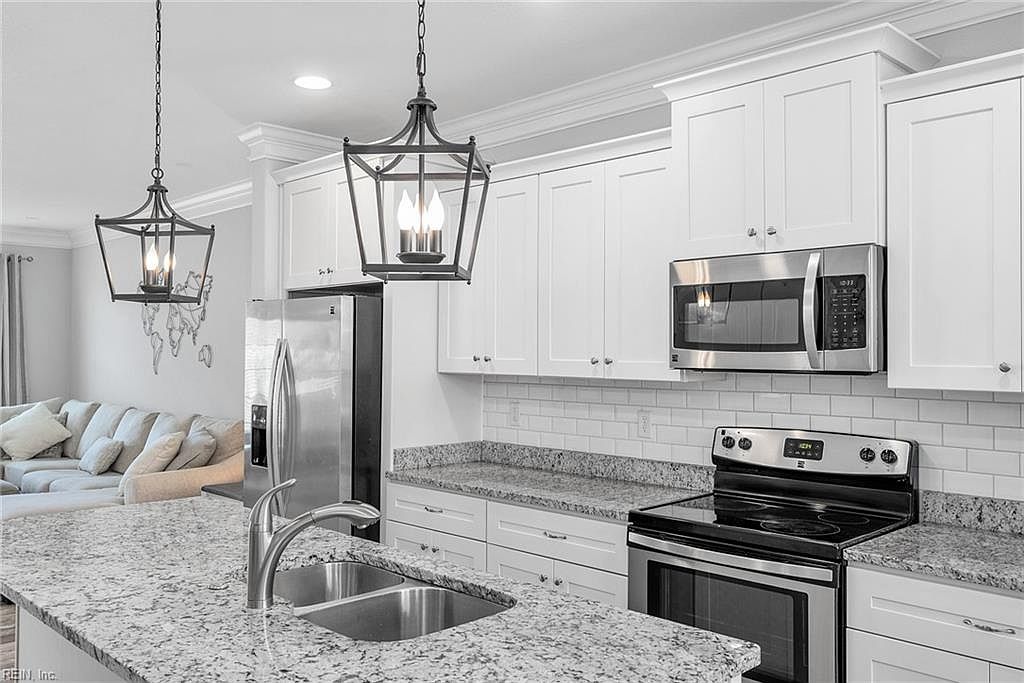 923 E Ocean View Ave, Norfolk, VA 23503 | MLS #10496543 | Zillow