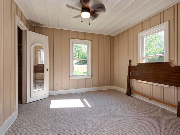 729 W Tracy St, Springfield, MO 65807 | Zillow