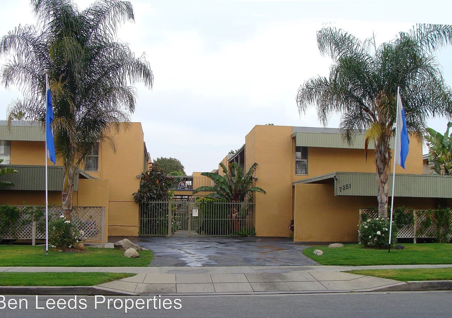 7351 Variel Ave APT 8, Canoga Park, CA 91303 | Zillow
