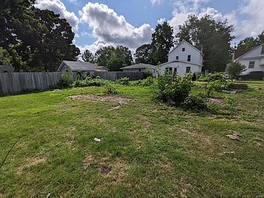 408 W Pearl St, Jerseyville, IL 62052 | Zillow