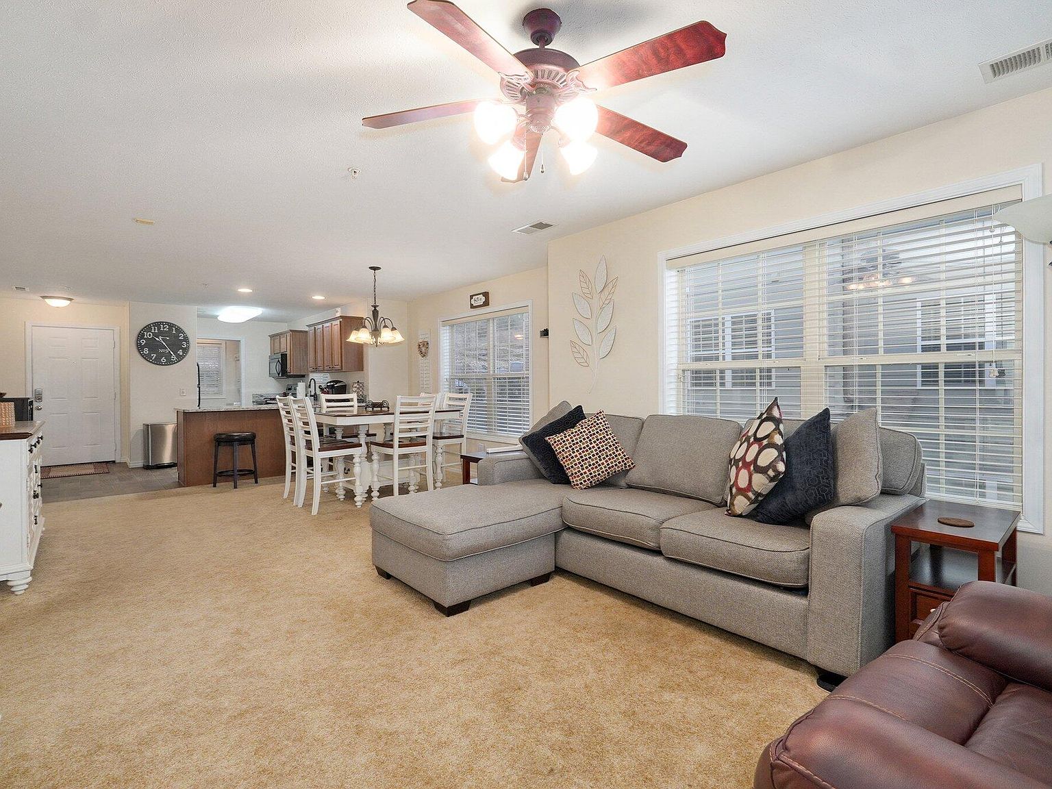 7 Par Lane UNIT 3 BLDG 32, Reeds Spring, MO 65737 | Zillow