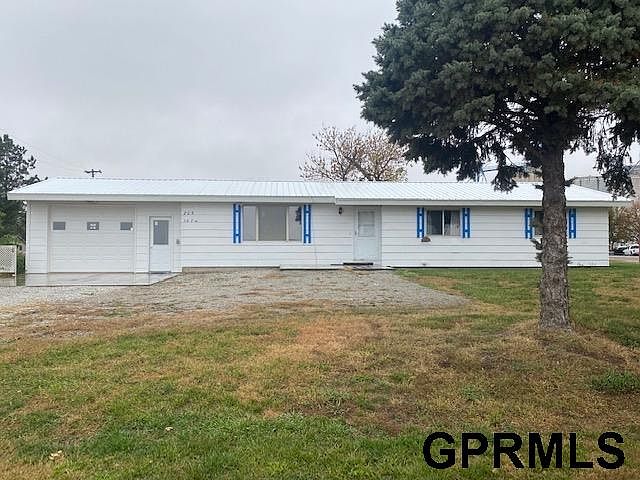 205 562nd Ave, Daykin, NE 68338 | Zillow
