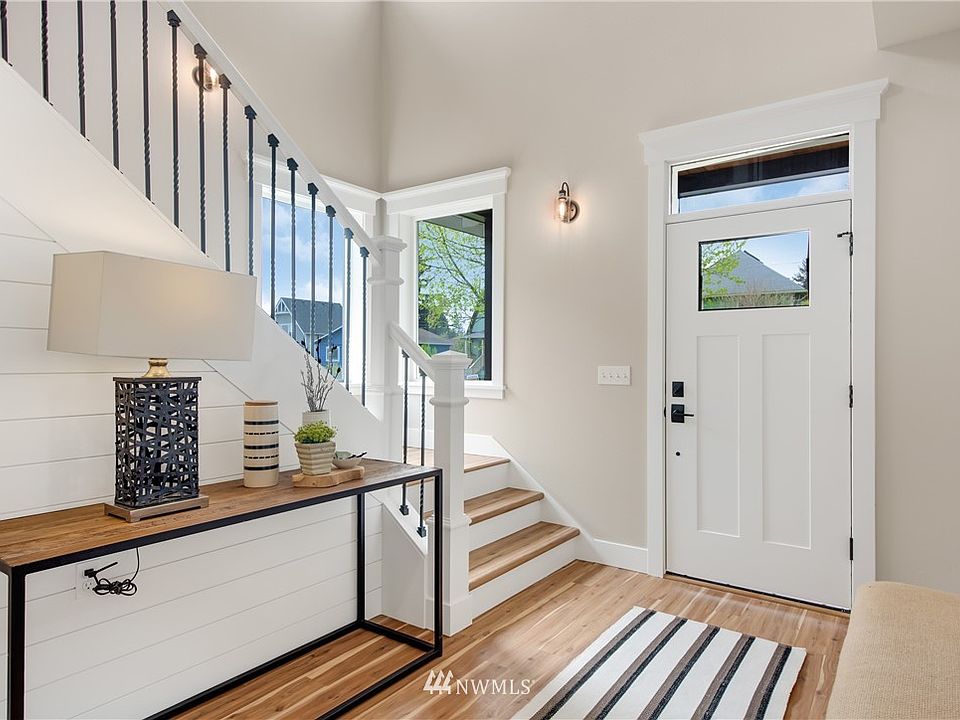 2405 Maple Street, Everett, WA 98201 | Zillow