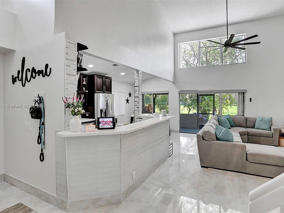 7608 Pinewalk Dr S #127, Pompano Beach, FL 33063 | Zillow