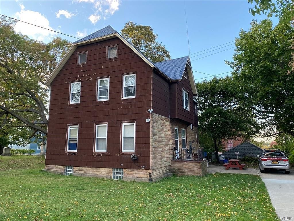 678 Ridge Rd, Lackawanna, NY 14218 | Zillow