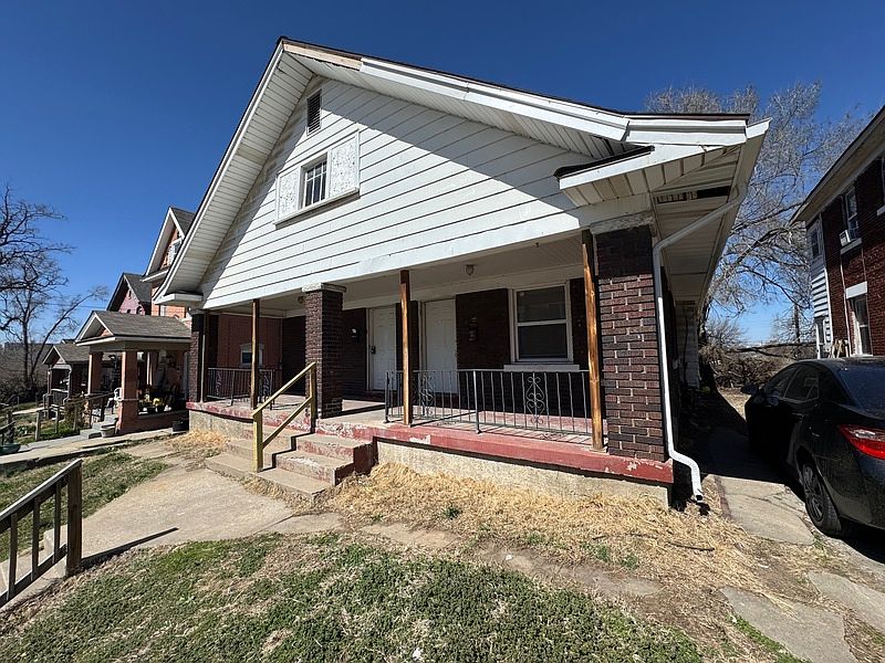 604 Lowell Ave, Kansas City, KS 66101 | Zillow