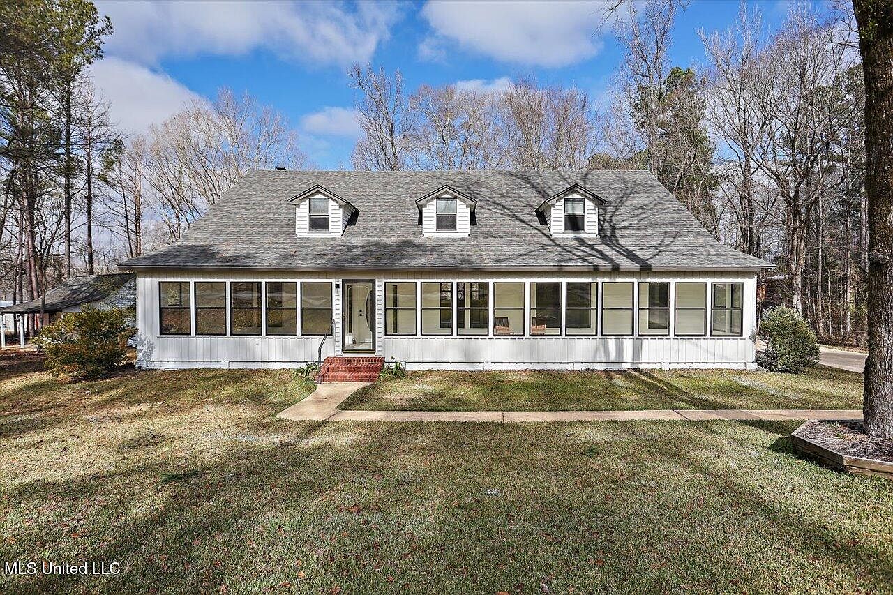 313 Le Bourgeois Ln, Brandon, MS 39047 | MLS #4122696 | Zillow