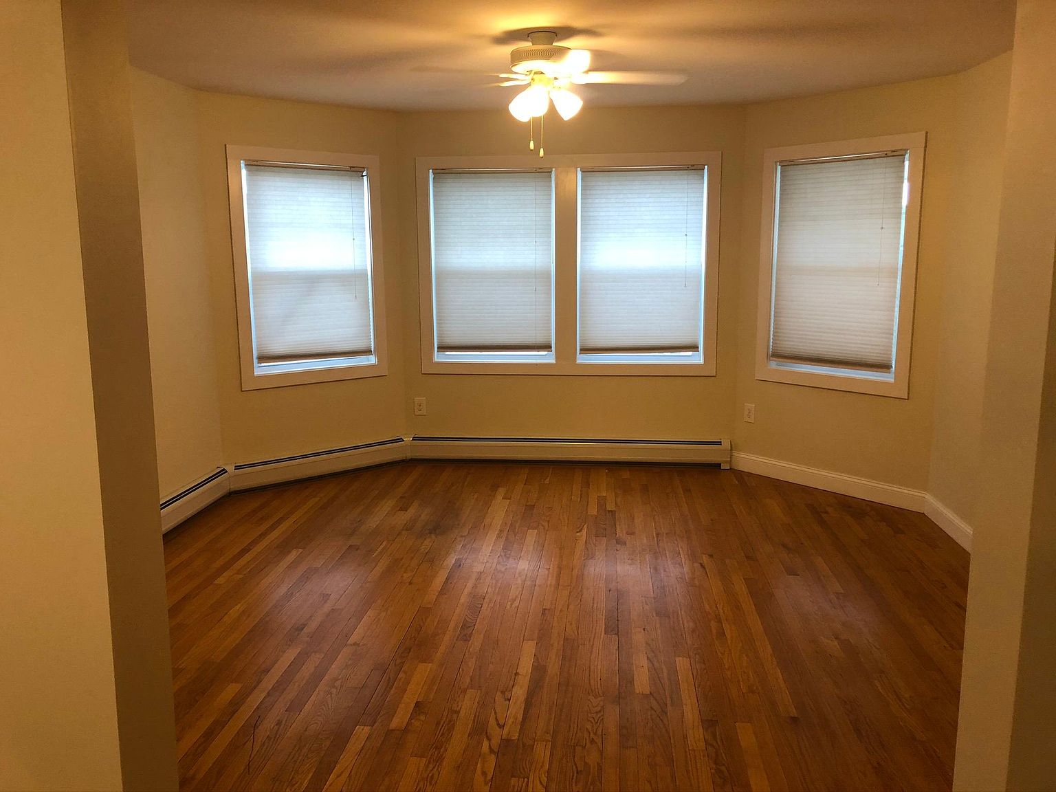 8 Chestnut St APT 1, Westerly, RI 02891 | Zillow