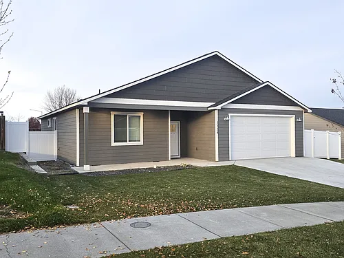 Houses for Rent Near Me | HotPads