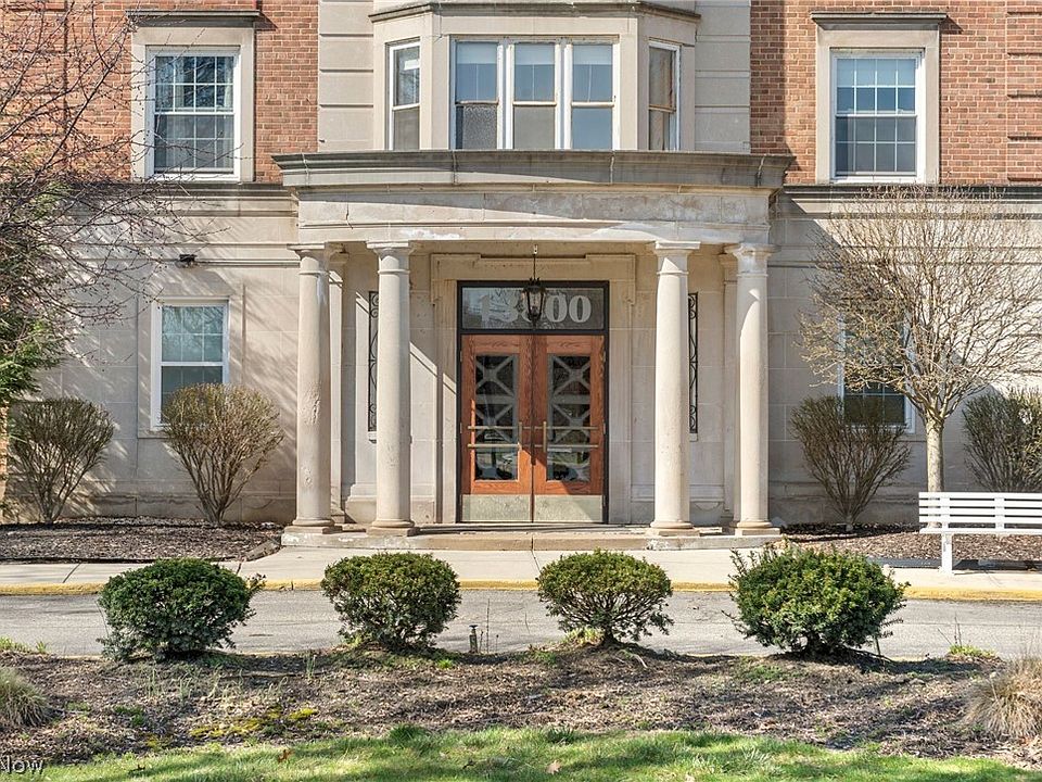 13800 Fairhill Rd Cleveland OH | Zillow