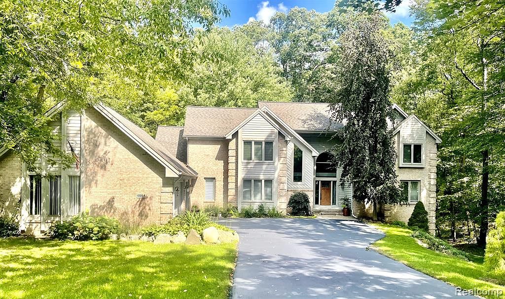 10064 Creekwood Trl, Davisburg, MI 48350 | MLS #20230079866 | Zillow