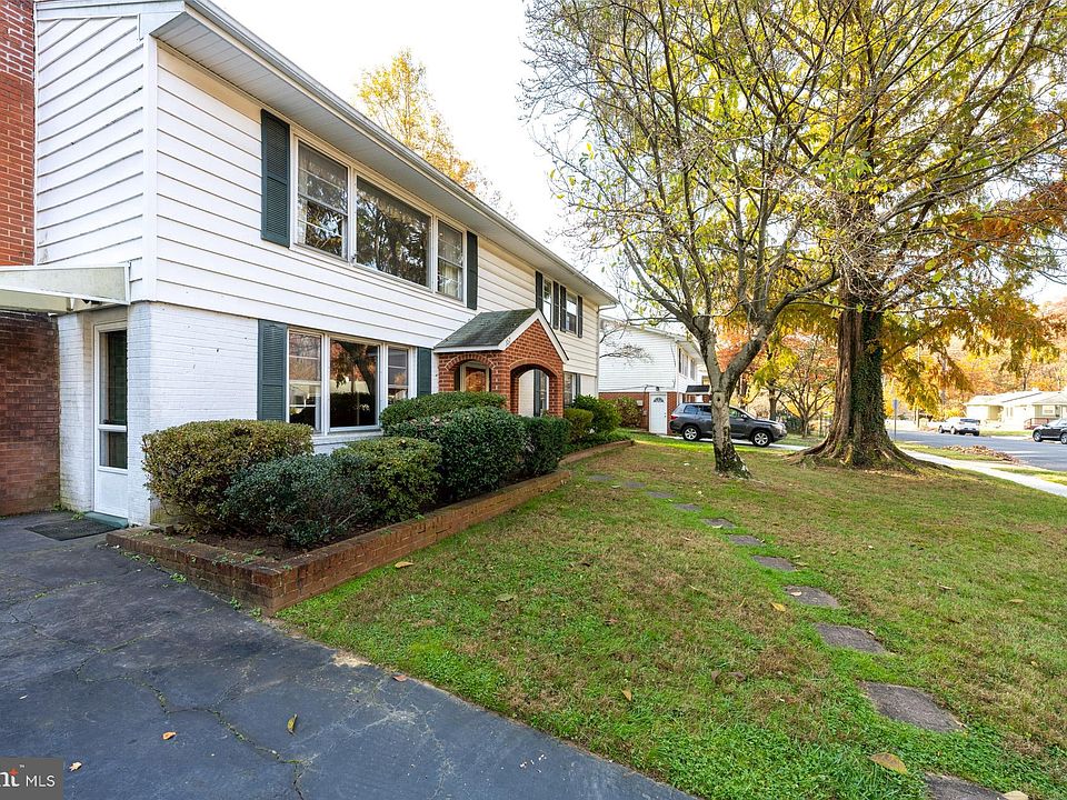 107 Patrick St SE, Vienna, VA 22180 | Zillow