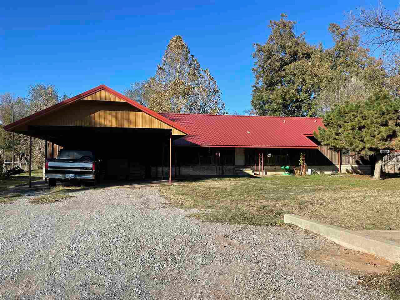 613 E Lorrist Ave, Apache, OK 73006 | Zillow