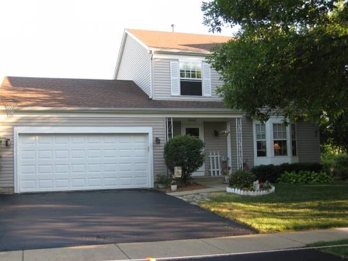 880 Paddock Dr, Carol Stream, IL 60188 | Zillow