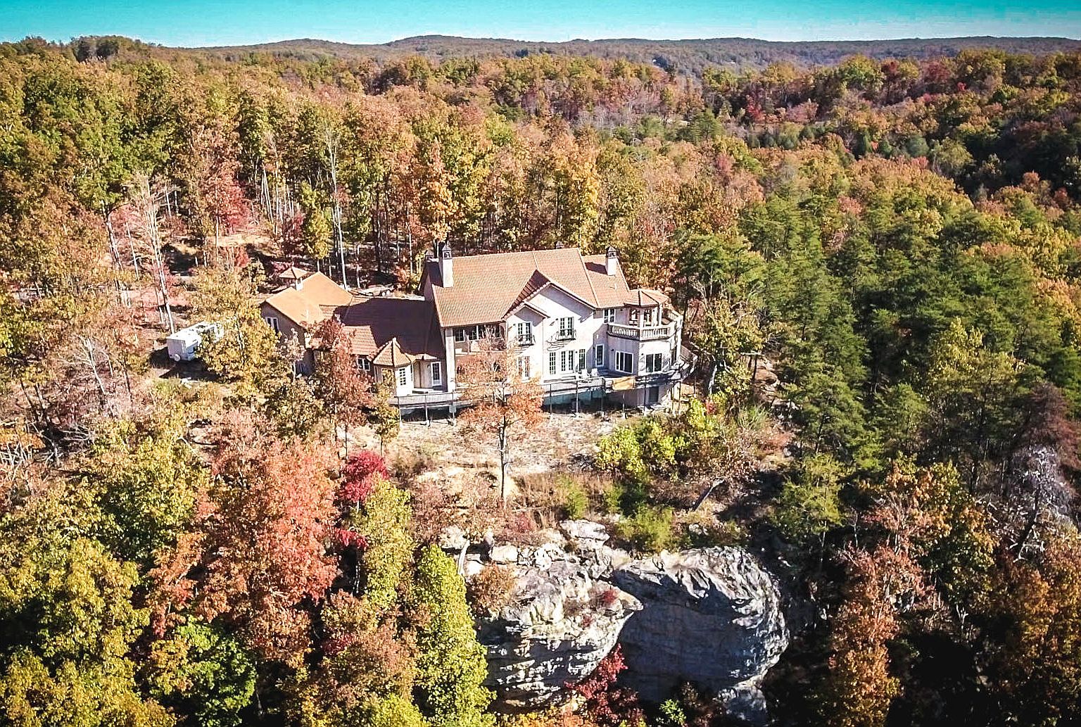 1143 Moss Bend Tr, Monterey, TN 38574 | Zillow