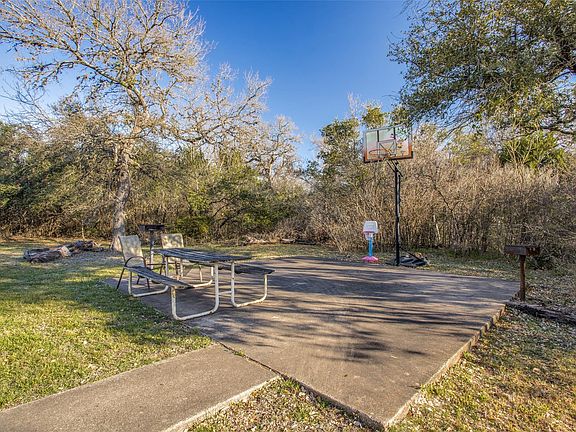 5216 McCarty Ln W #8, Austin, TX 78749 | Zillow