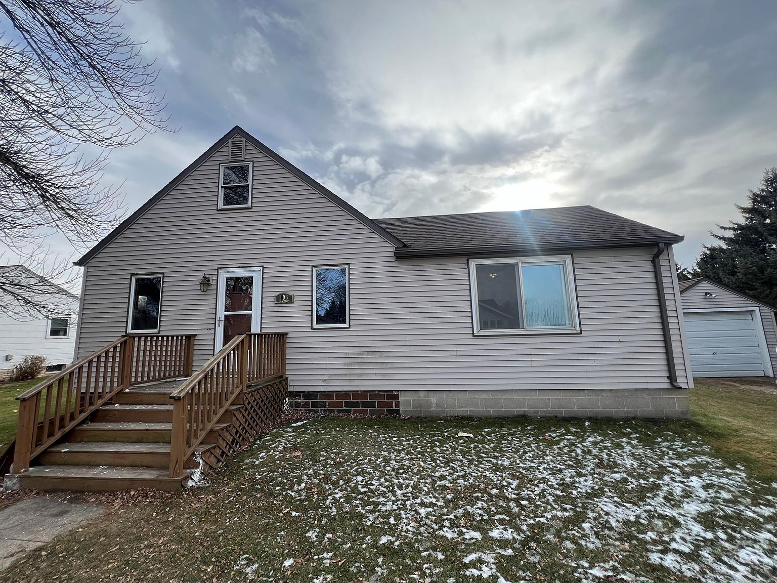 105 W Clark St, Jeffers, MN 56145 | Zillow