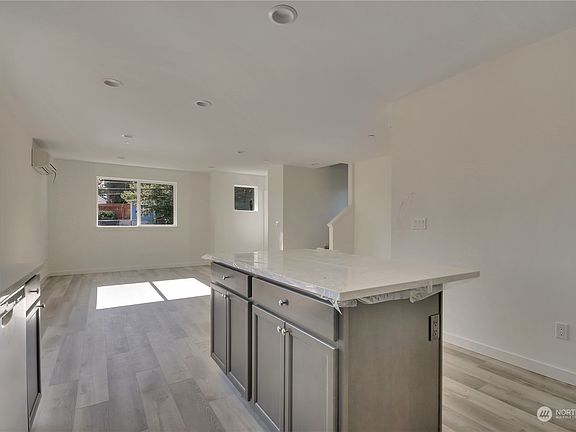 11507 12th Avenue S, Burien, WA 98168 | Zillow