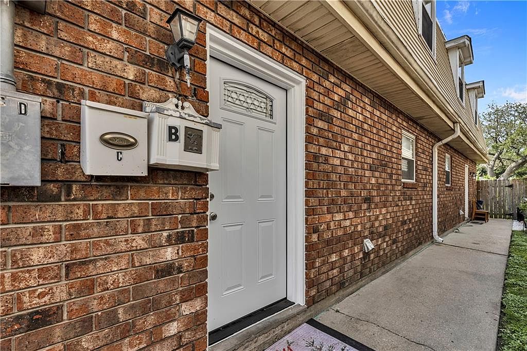 4617 Yale St APT B, Metairie, LA 70006 | MLS #2447456 | Zillow