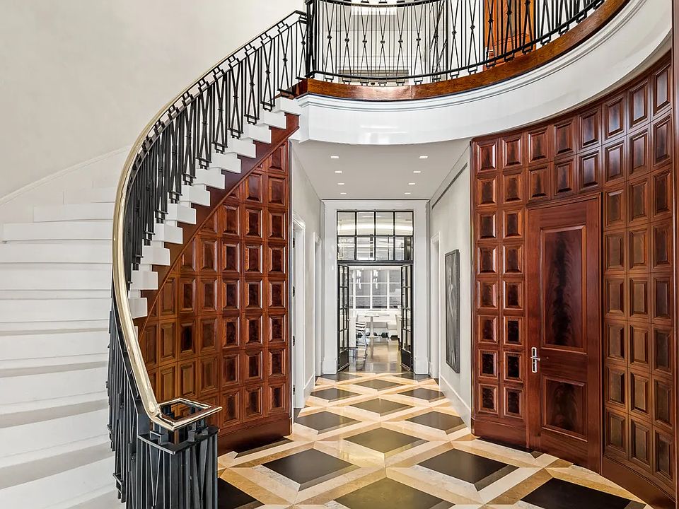 145 Reade St, New York, NY 10013 | Zillow