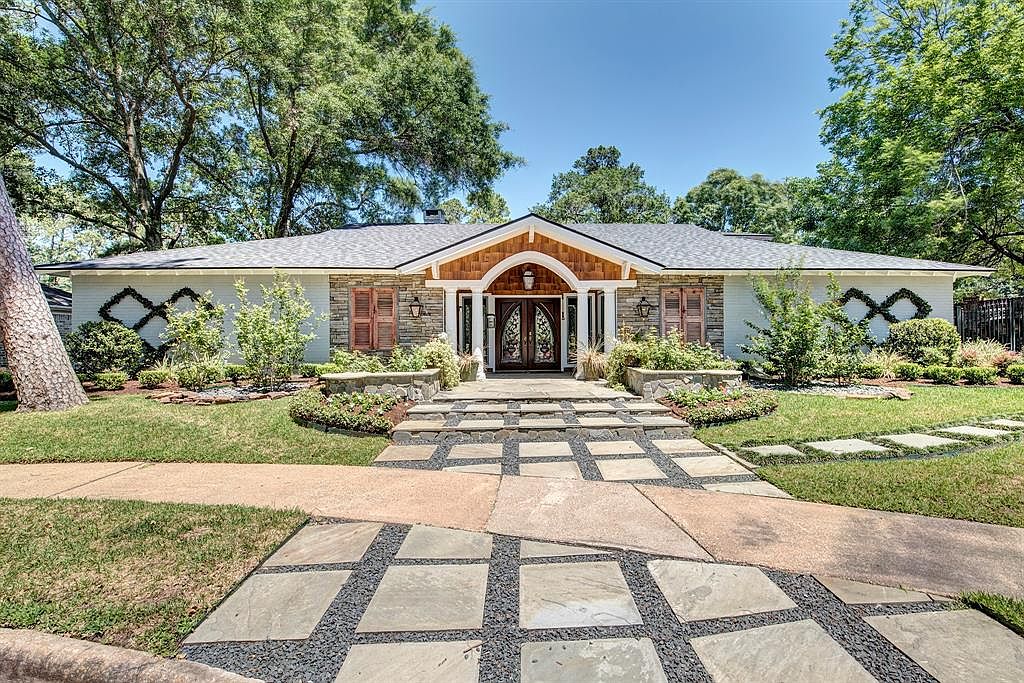12302 Huntingwick Dr, Houston, TX 77024 | Zillow