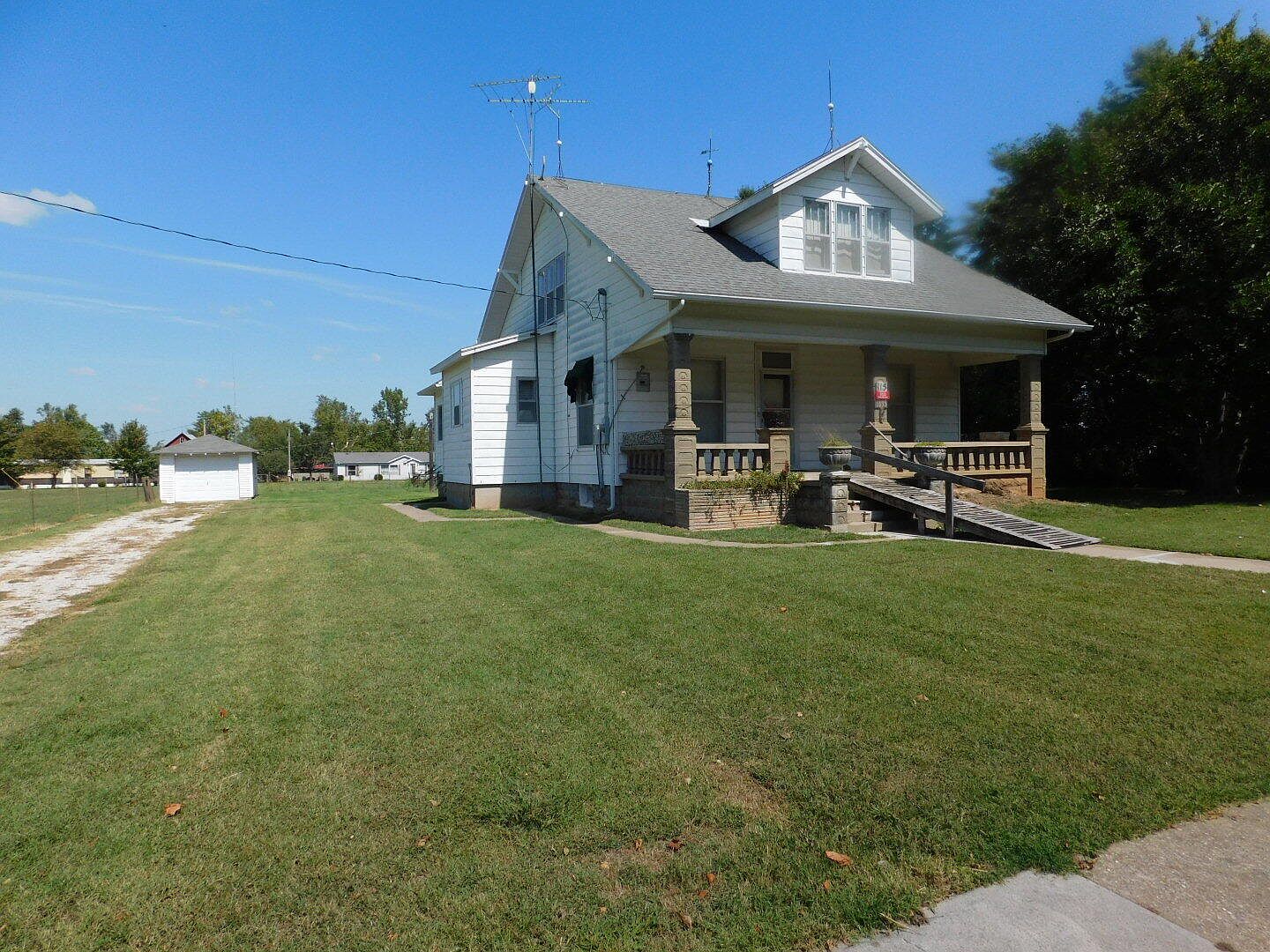 115 E 3rd Street, Freistatt, MO 65654 | Zillow