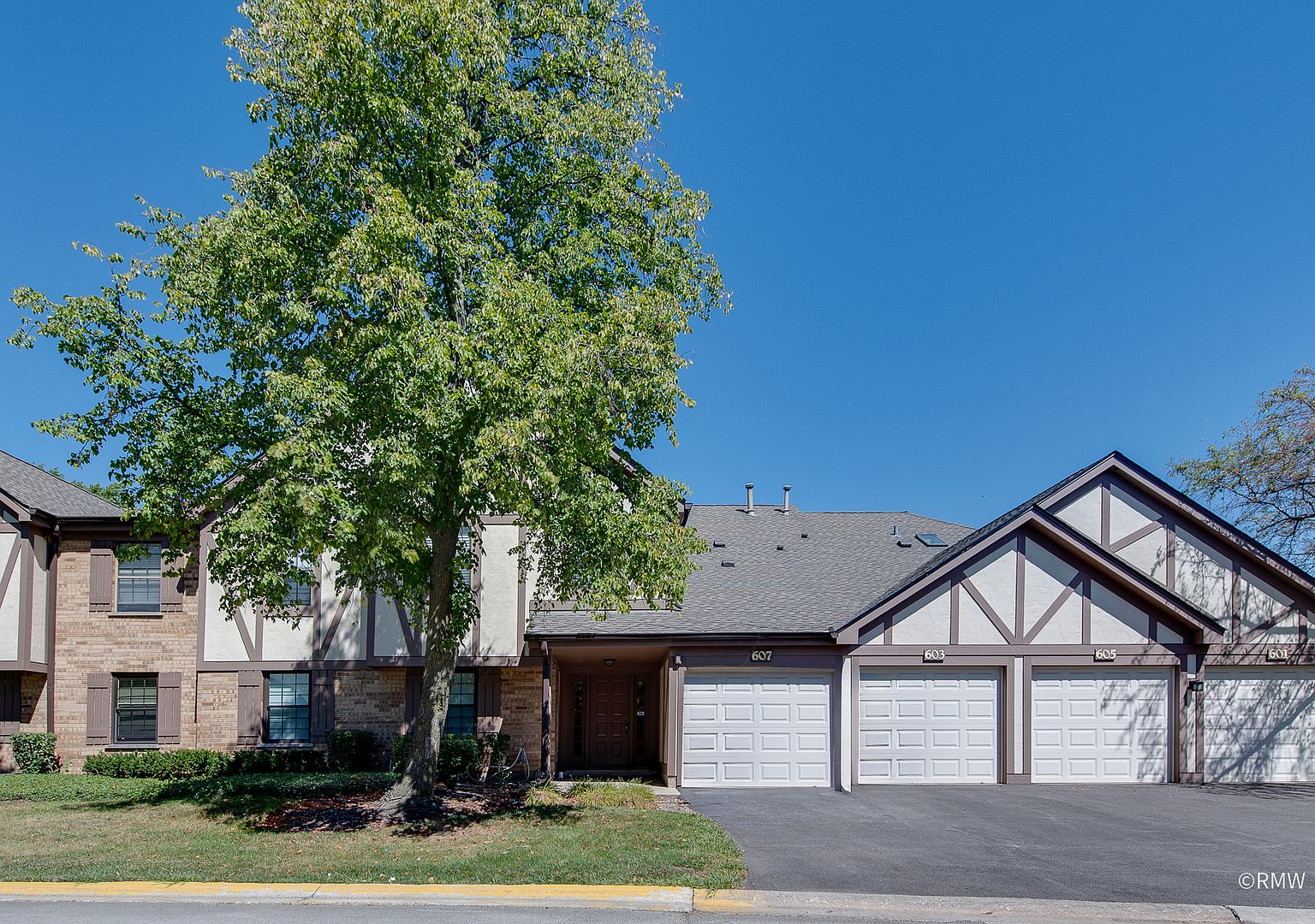 601 Catherine Ct #601, Wood Dale, IL 60191 | Zillow