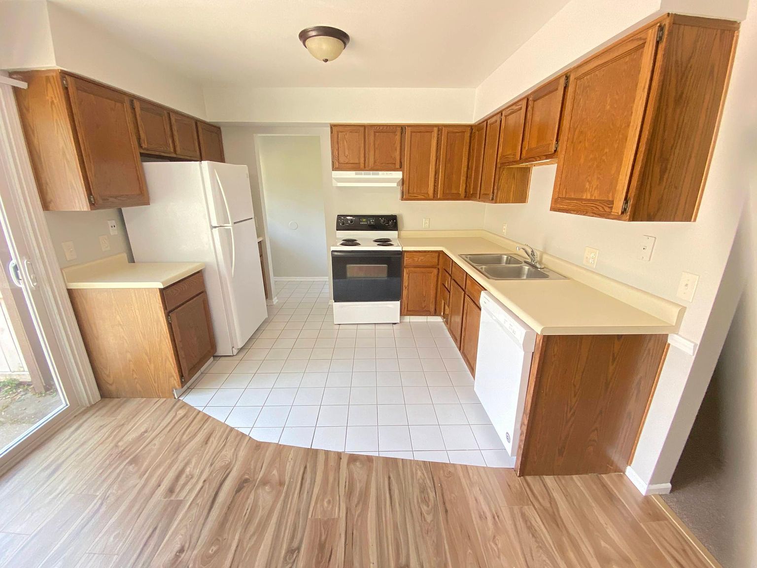 6432 Bella Vista Dr NE, Rockford, MI 49341 | Zillow