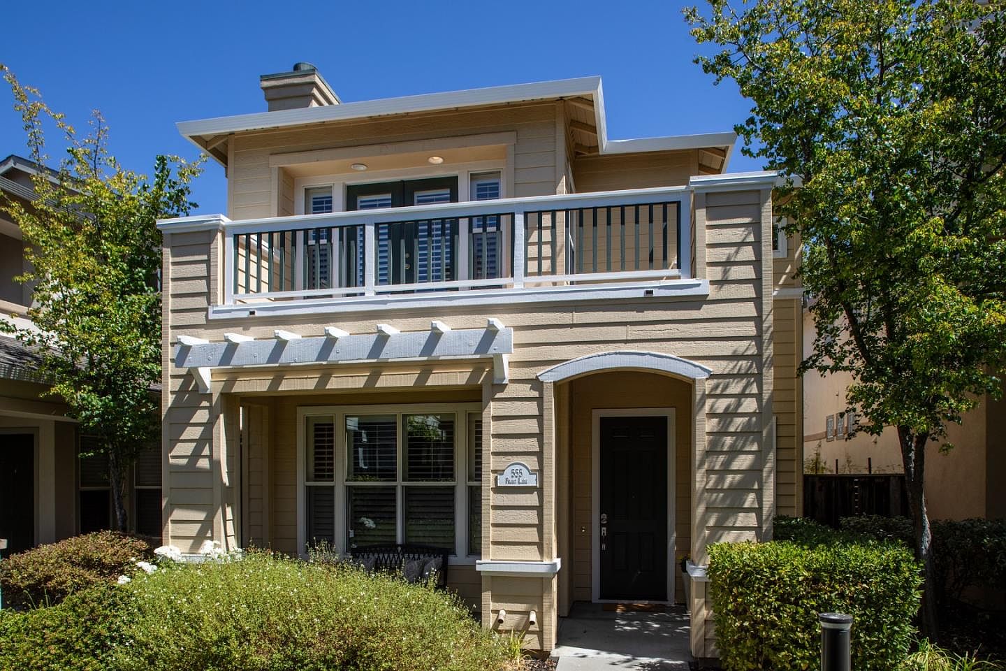 555 Front Ln, Mountain View, CA 94041 | Zillow