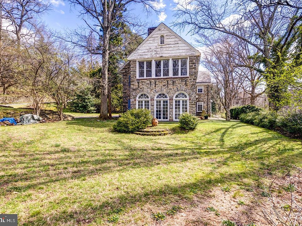 31 & 29 W Bells Mill Rd, Philadelphia, PA 19118 | MLS #PAPH2106932 | Zillow