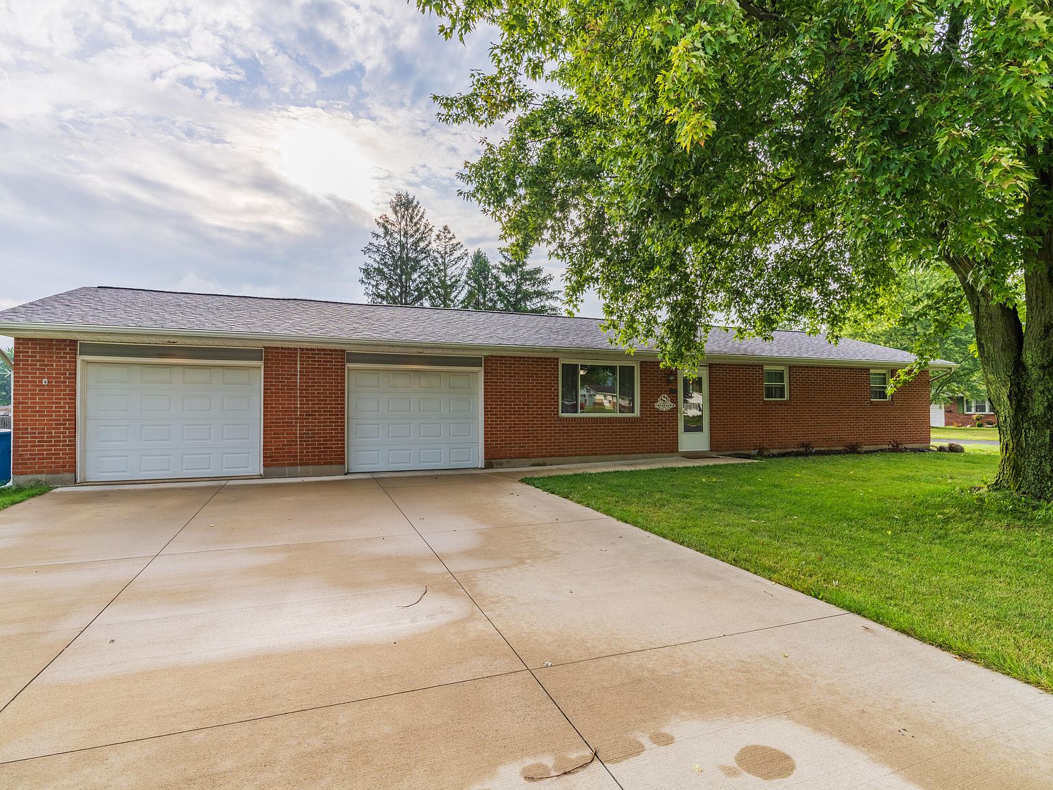 407 Millette, Anna, OH 45302 | MLS #1027146 | Zillow
