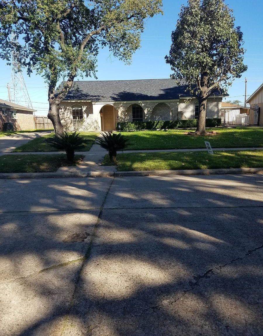 8119 La Roche Ln, Houston, TX 77036 | Zillow