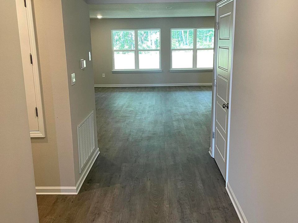 1072 Enclave Cir, Long Beach, MS 39560 | Zillow