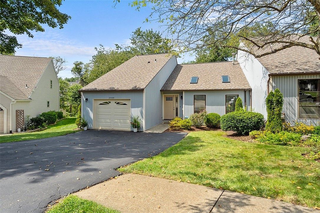 2599 S Hunters Point Ct, Wexford, PA 15090 | Zillow