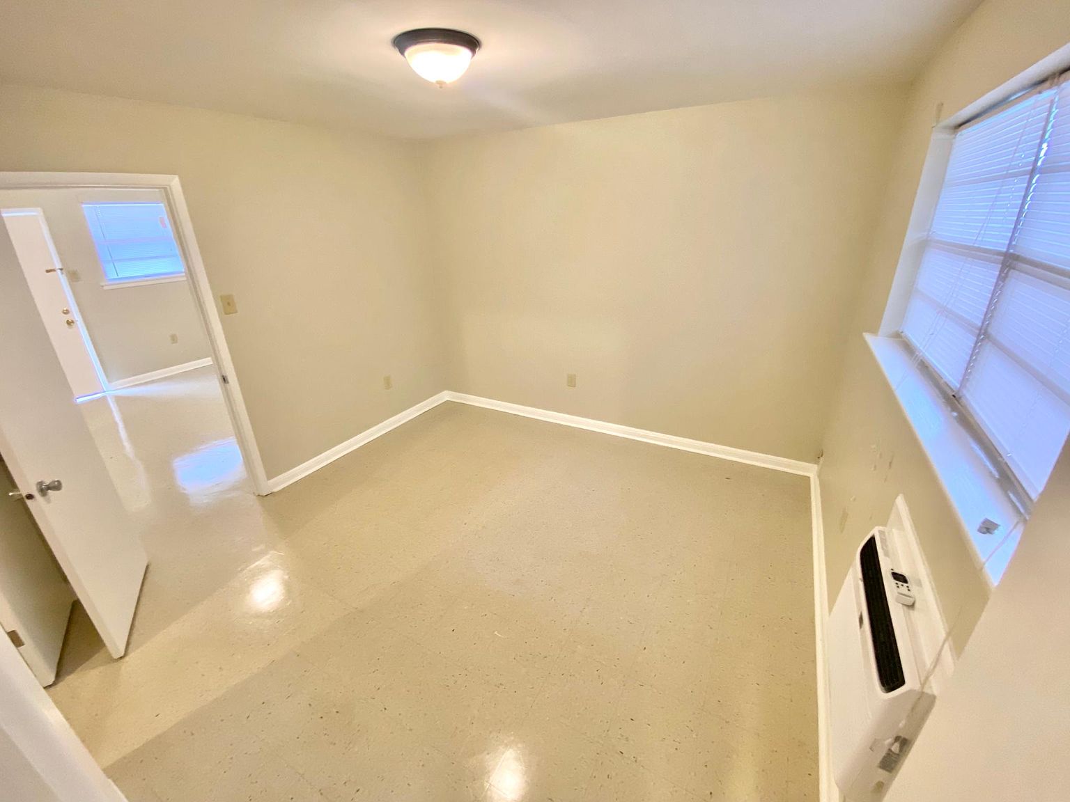 112 Nursery Ave APT B, Metairie, LA 70005 | Zillow