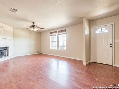 2630 Rocky Ridge Loop, Canyon Lake, TX 78133 | Zillow